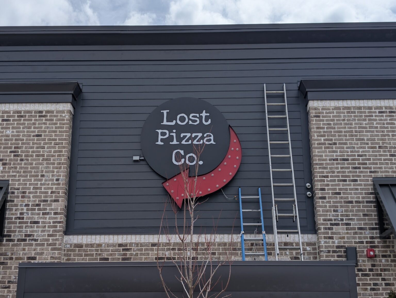 Lost Pizza Co. Auburn | Pizza Bella Sea