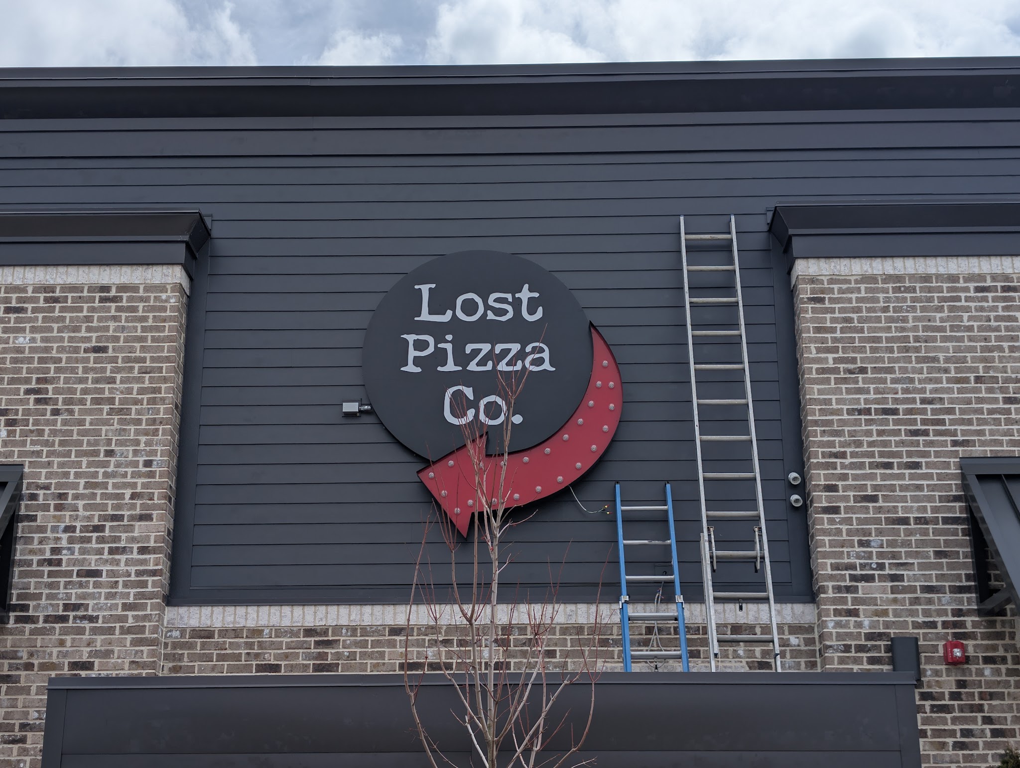 Lost Pizza Co. Auburn | Pizza Bella Sea