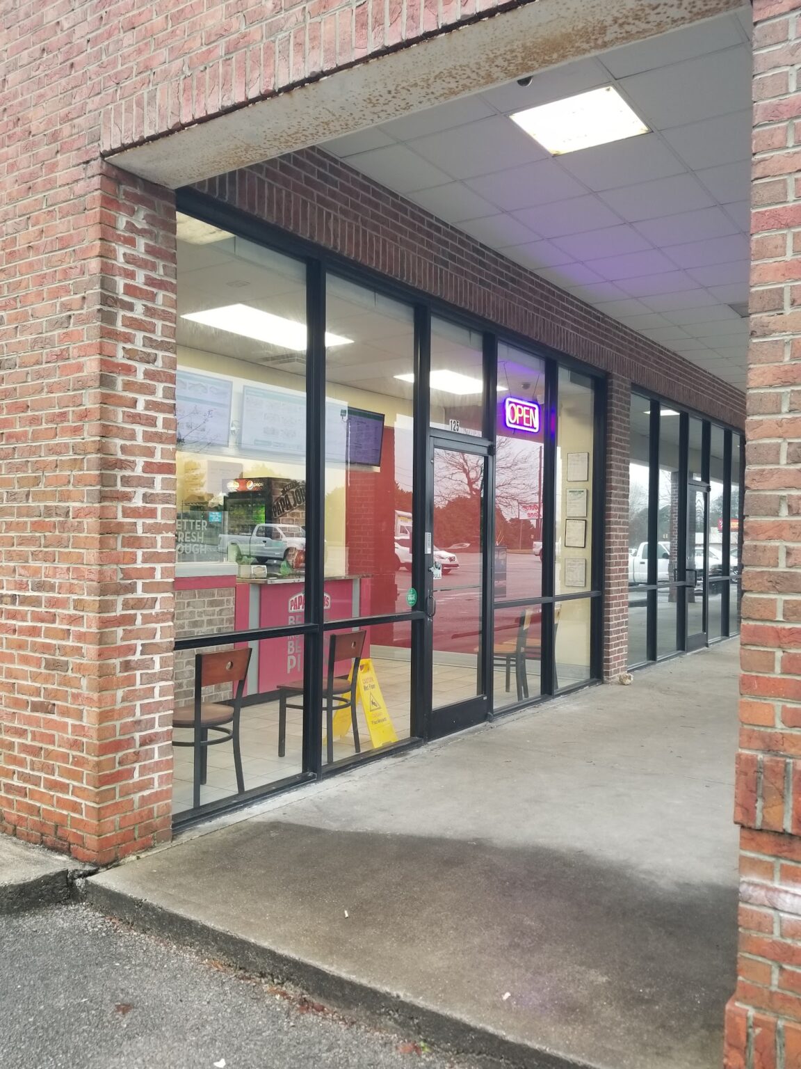 Mozza Pizza Restaurant | Pizza Bella Sea